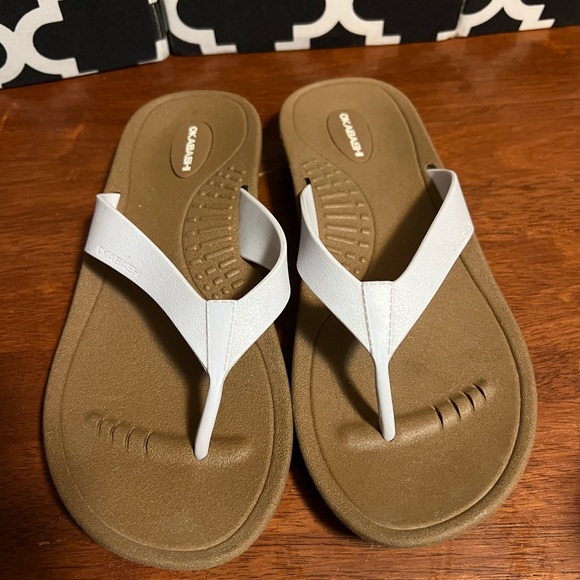 Okabashi | Shoes | Okabashi Comfort Flip Flops Sz M | Poshmark